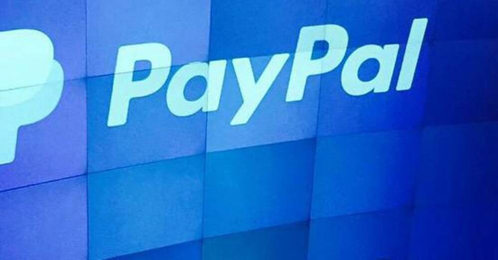 Hands-Free Trading Success: Trader Robot Surges +4.49% for PYPL